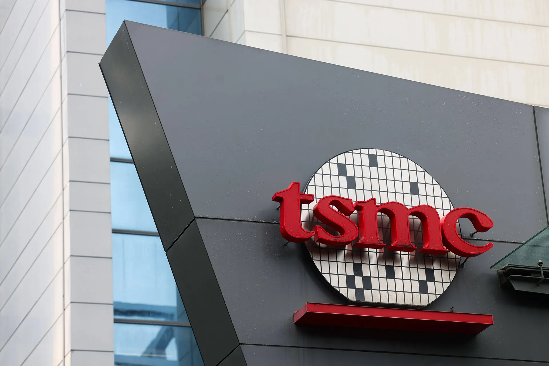 Huawei'nin TSMC ile İşbirliği: Ascend 910c AI Çipi Gelişiminde Önemli ...
